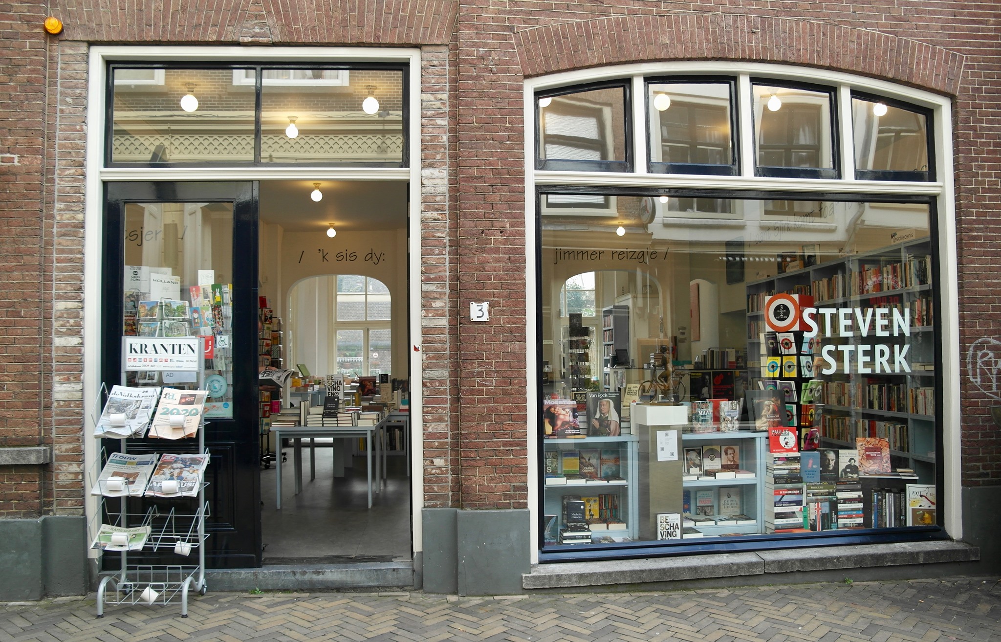 De boekwinkel in Utrecht, (verse) ramsj & nieuwe boeken — Ramsj